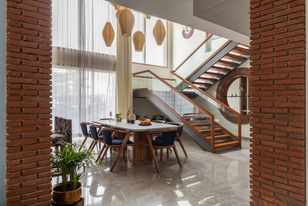 Swing between an intimate play of bare and beautiful inside this Indore villa - Architect and ...
