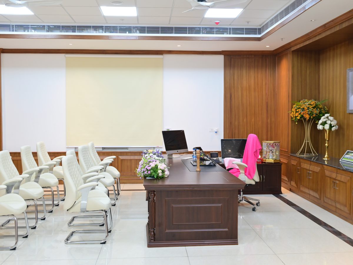 Break down Hyderabad Secretariat's iconic design with Ponni Concessao ...
