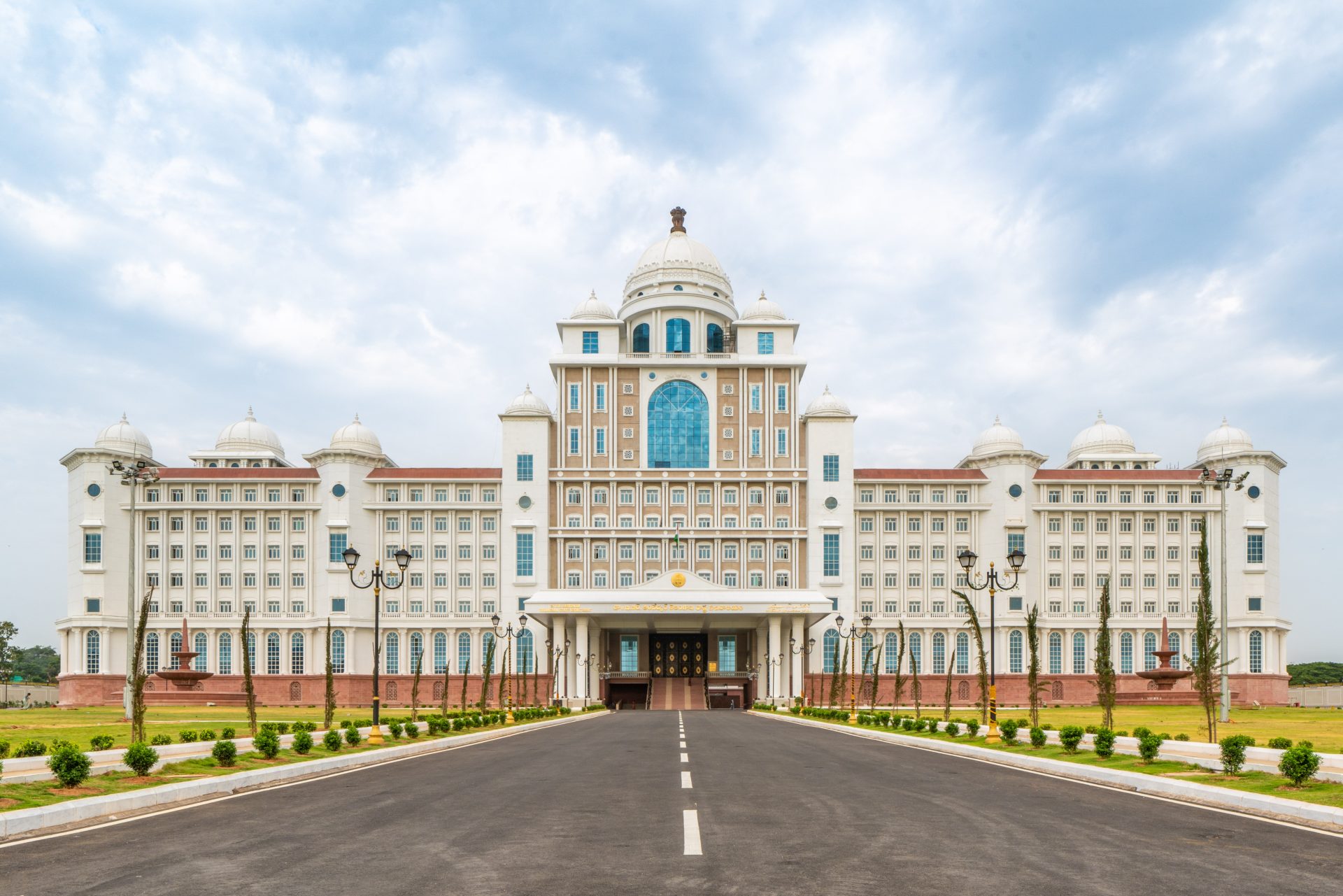 Break down Hyderabad Secretariat's iconic design with Ponni Concessao ...