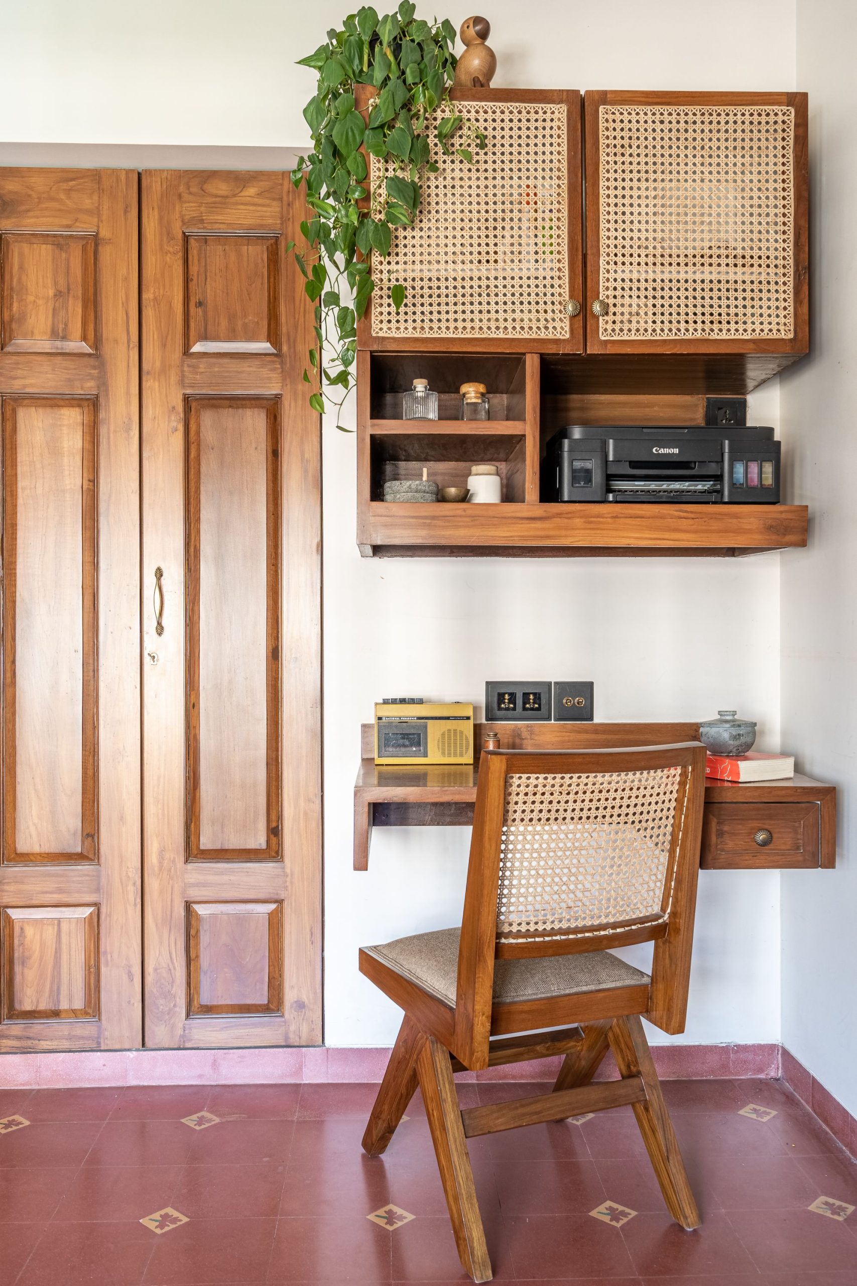 Take a closer look at the colonial treasures that rule this Mumbai home ...