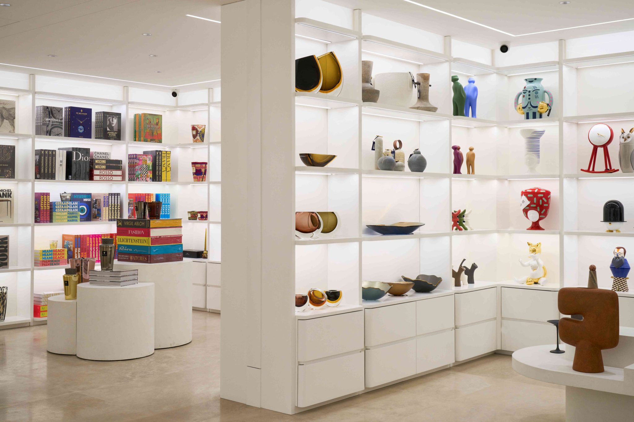 Venture deep into Delhi Design District's luxury decor destination ...