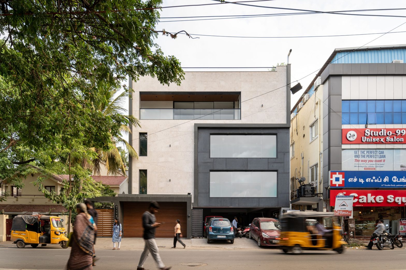 Chase the sunlight bouncing off the walls of Chennai's duplex ...