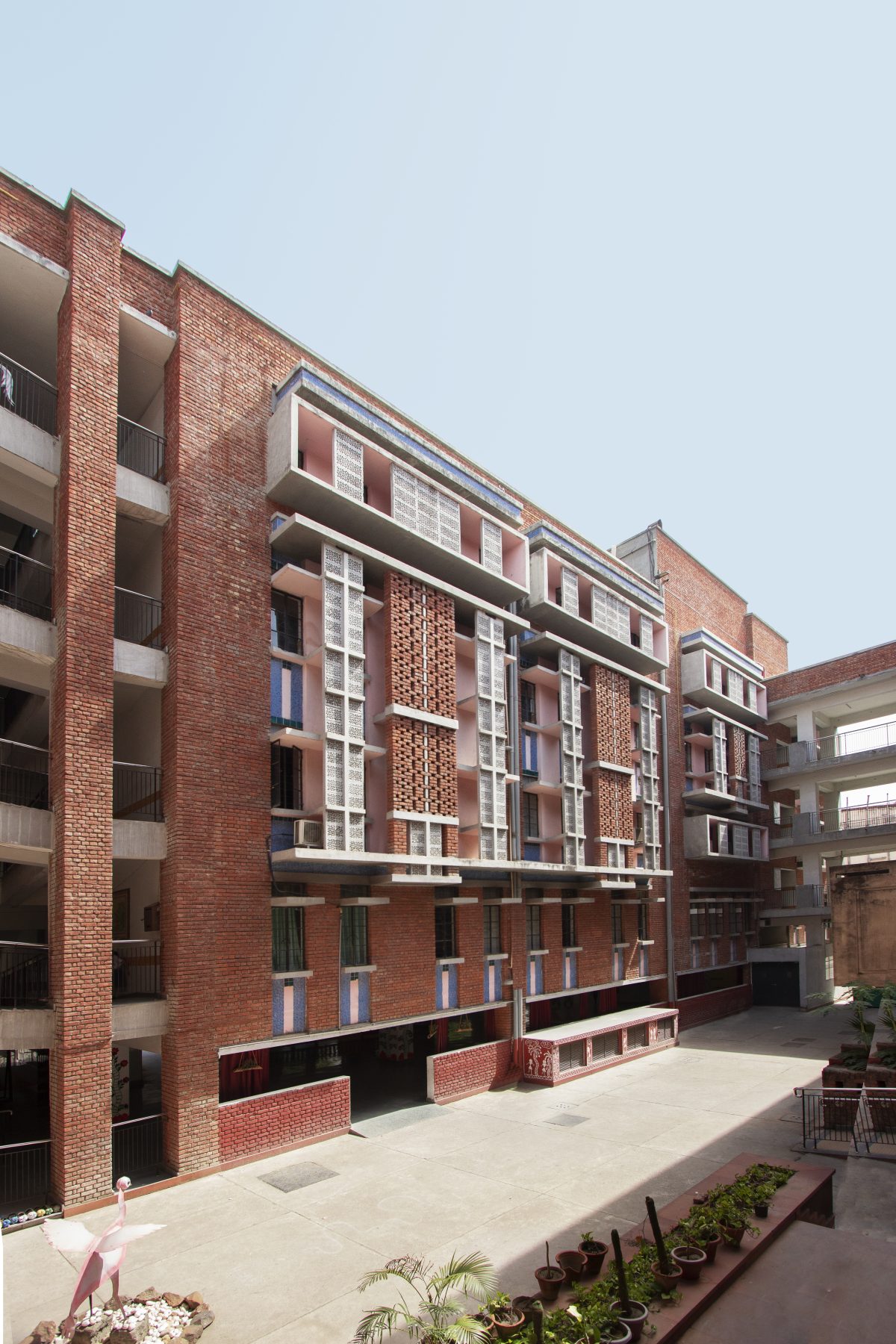 Enter the new-age of education at Delhi's reimagined school - Architect ...
