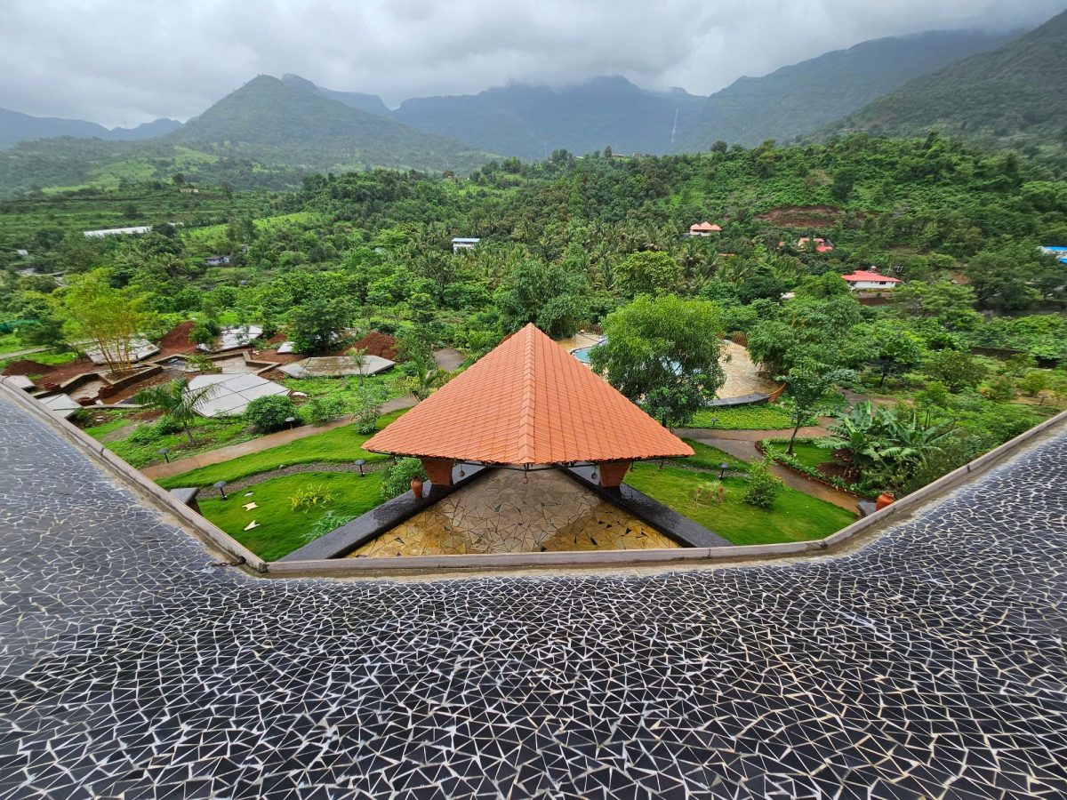 Wake up to mystical Matheran mornings from this breathtaking country ...