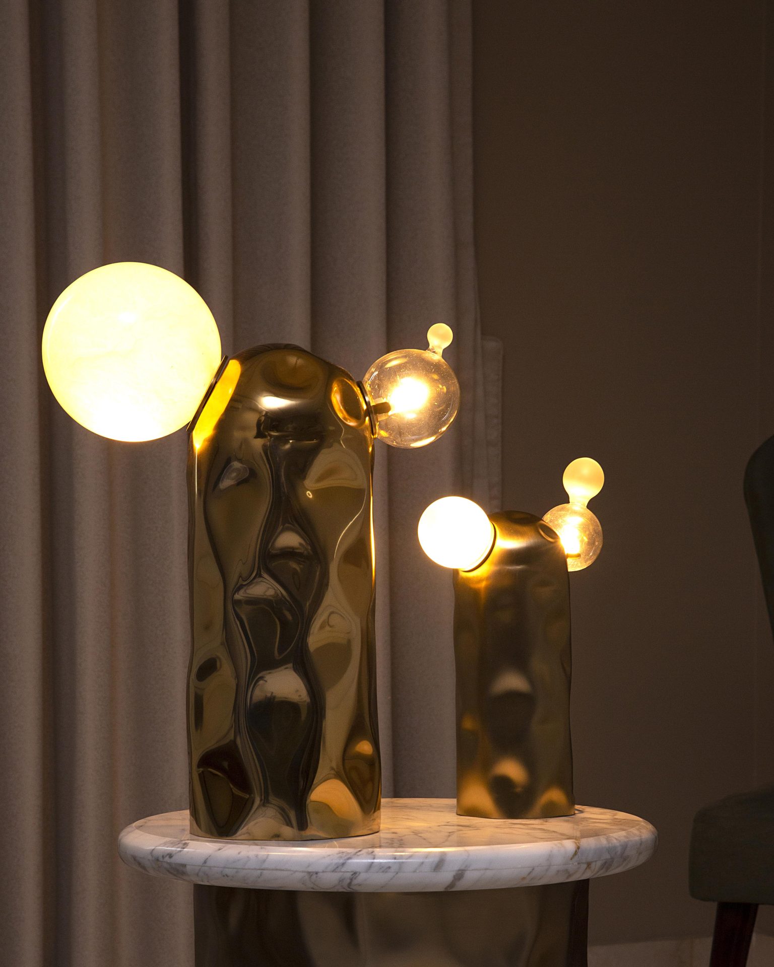 Take a closer look at the inviting glow of this table lamp - Architect ...