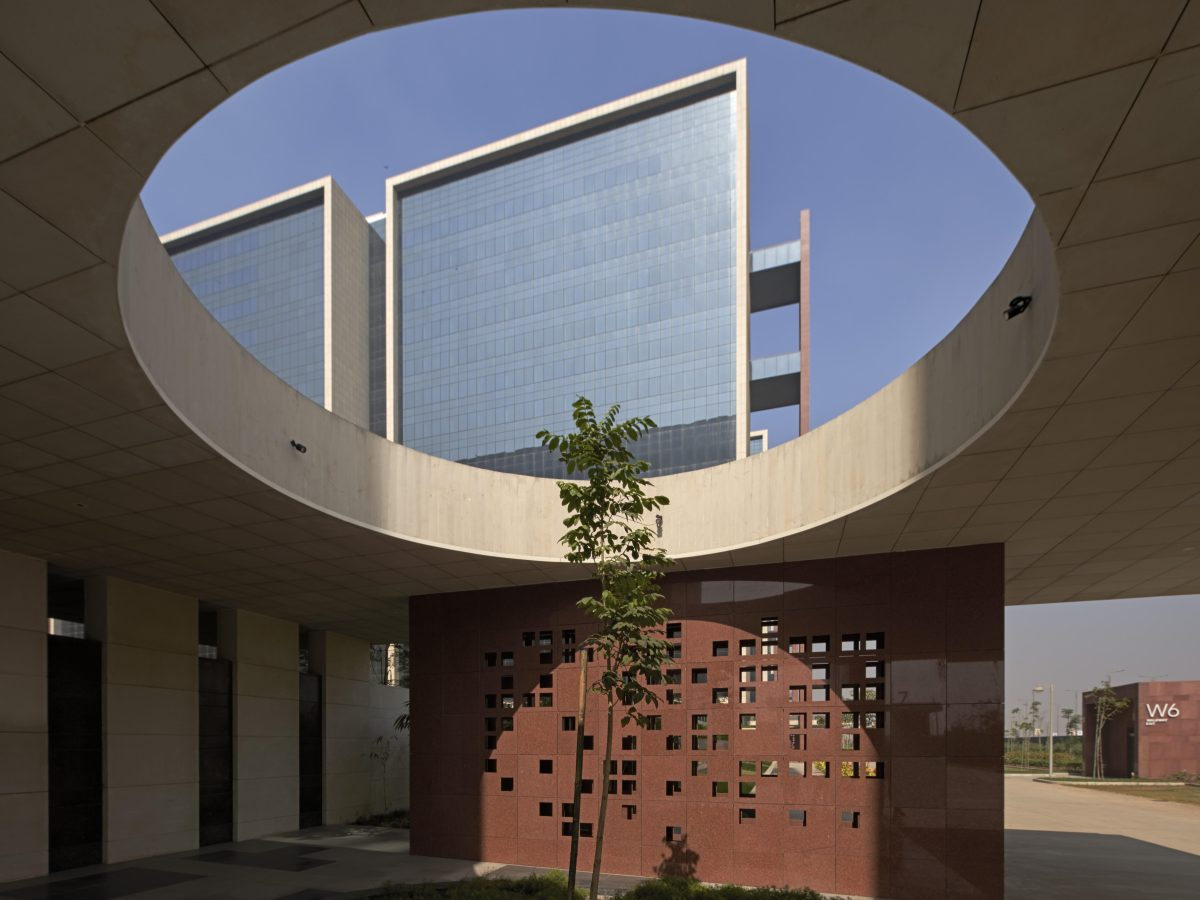 10 buildings that are setting new benchmarks in architecture ...