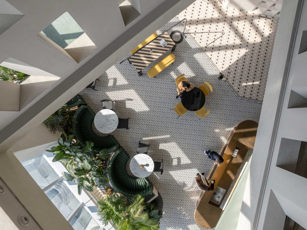 Picture life inside abstract art at China's rooftop garden - Architect ...