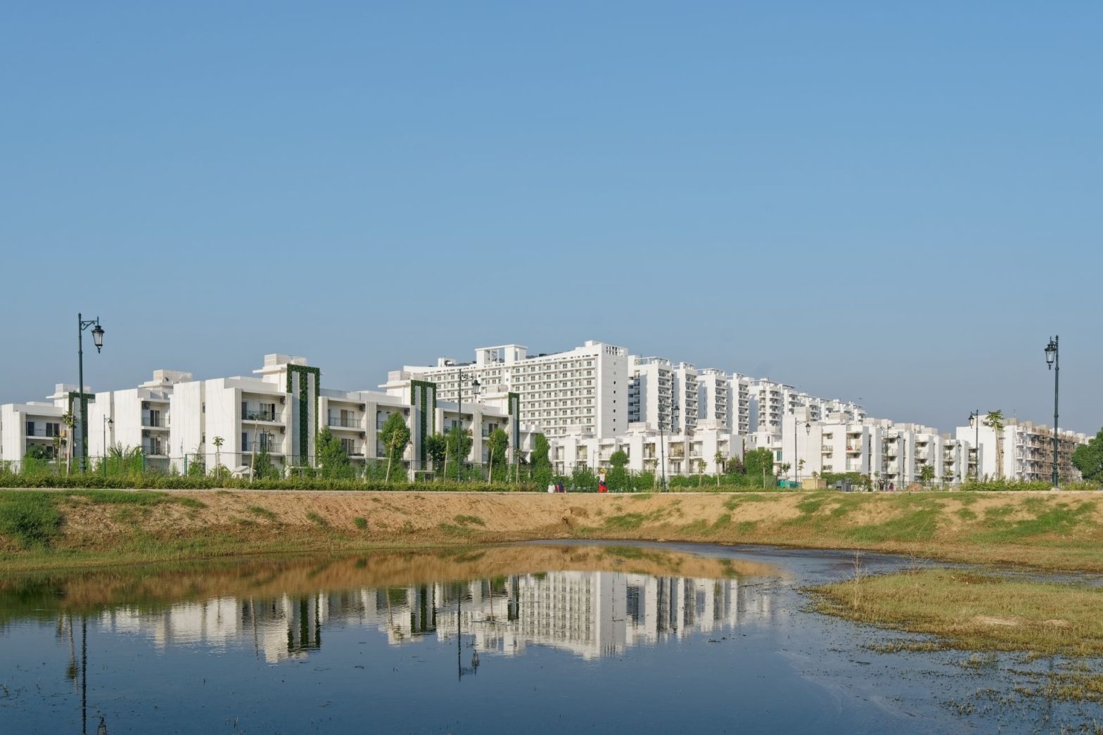 Aim for big visions and better visuals budding in Delhi NCR's urban ...