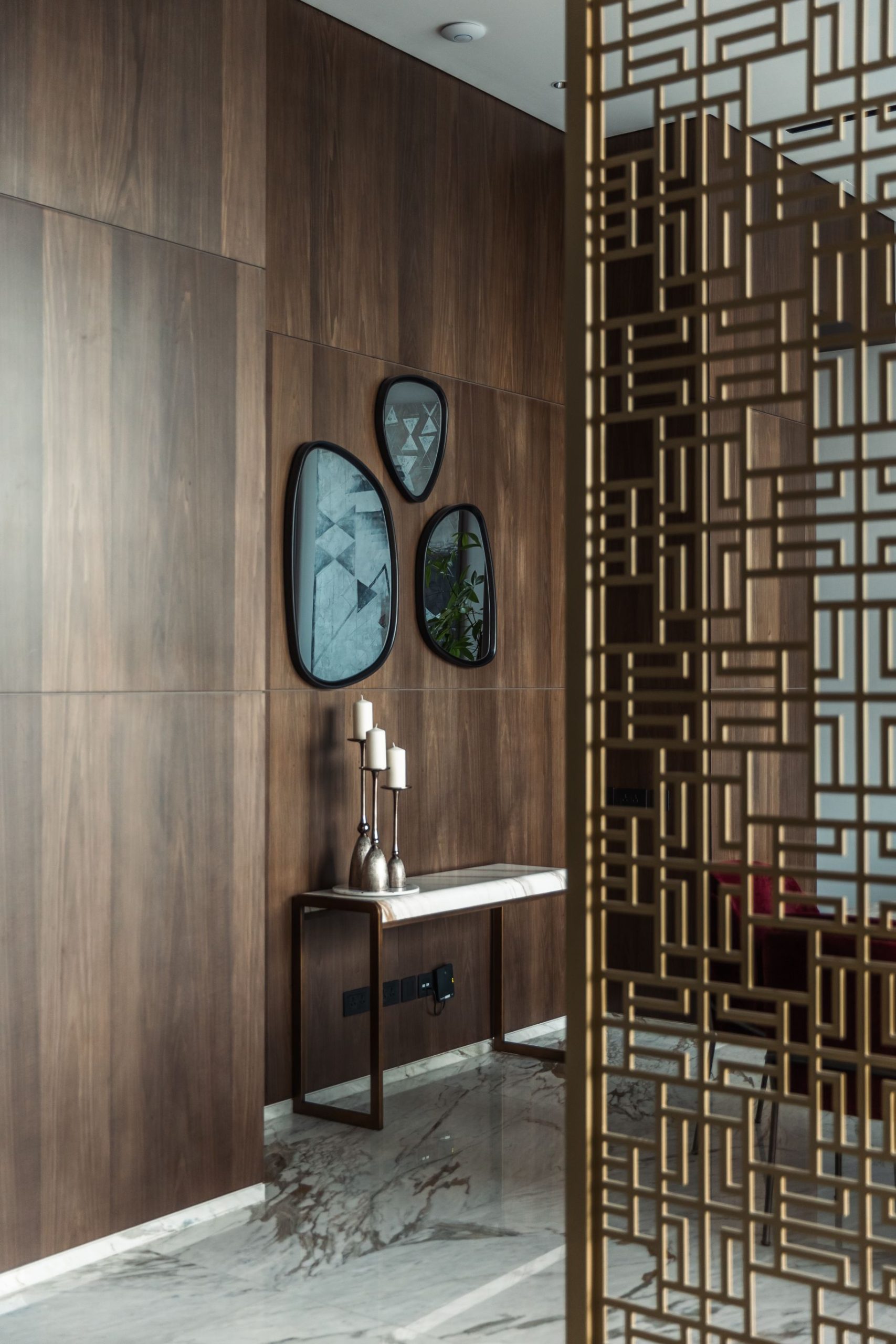 Peek inside Dubai's introverted house of bold expressions - Architect ...