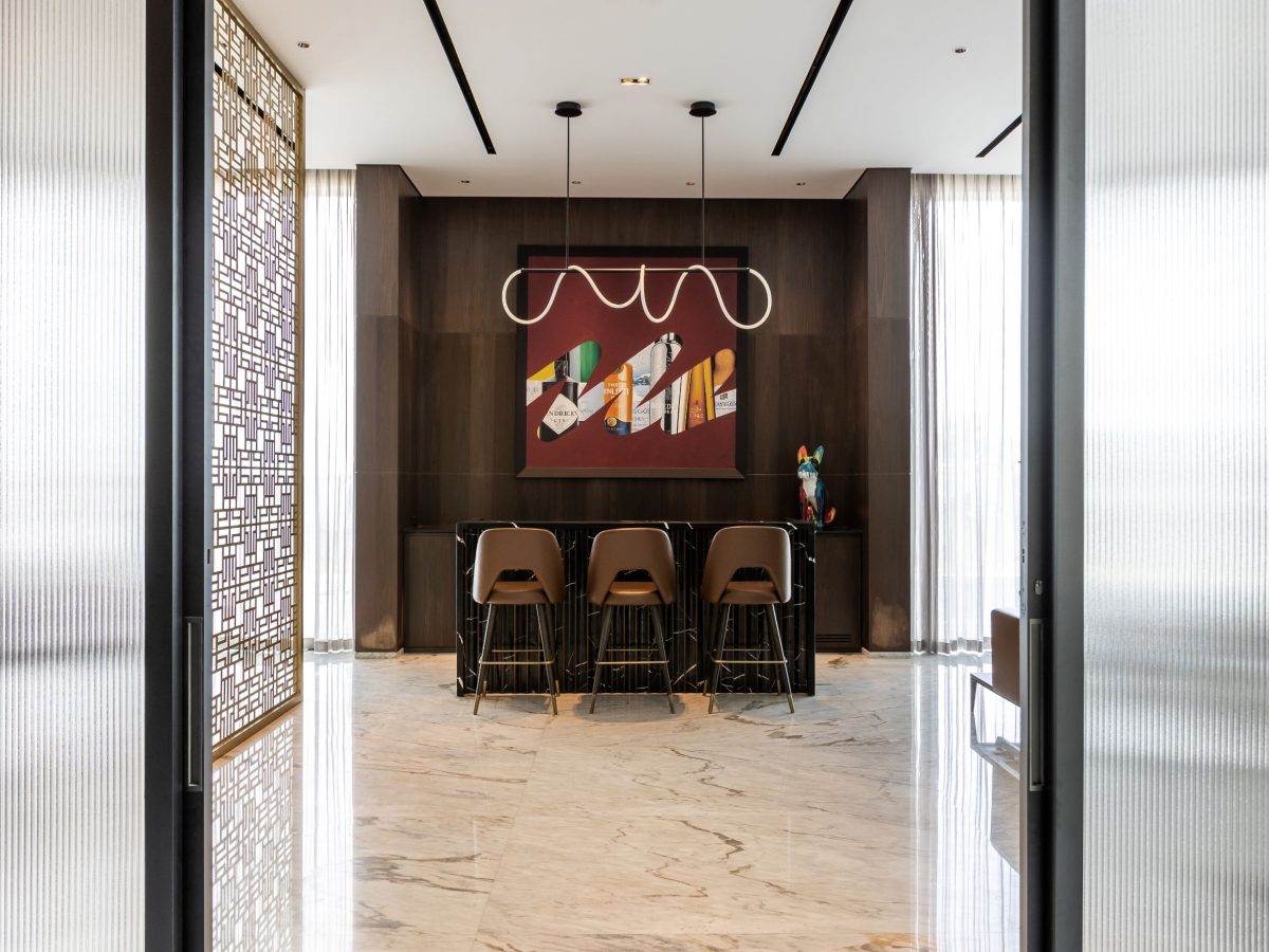 Peek inside Dubai's introverted house of bold expressions - Architect ...