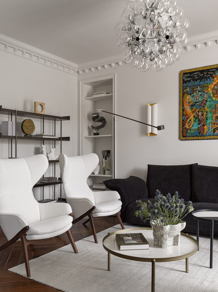 Dig deeper into this Moscow home that is a collector's treasure chest ...