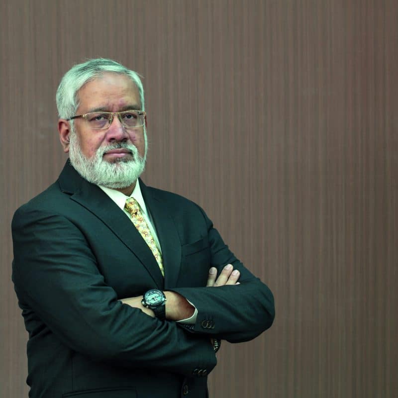 Maximize views with these elaborate window solutions - Architect and ...