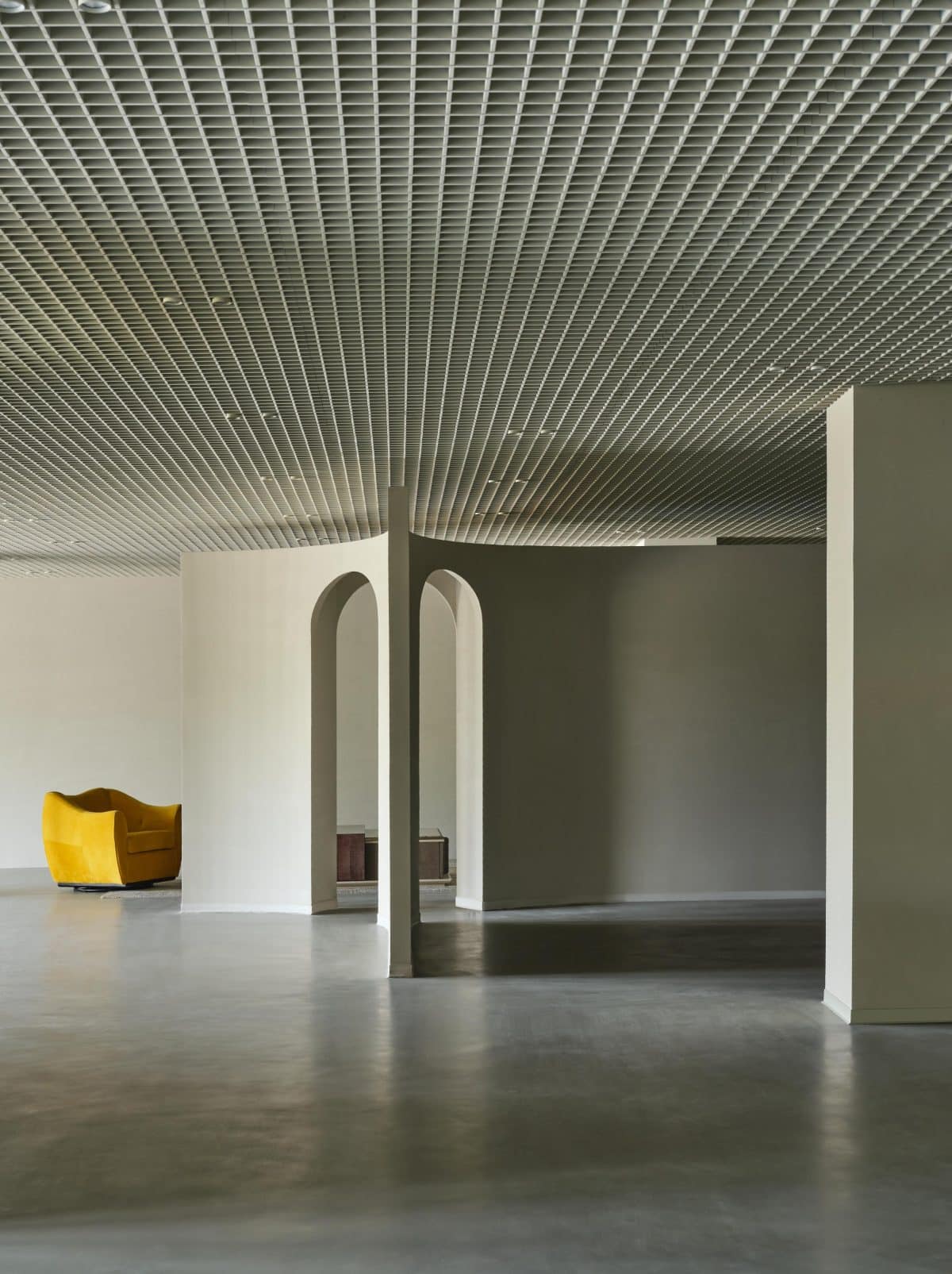 Wrap yourself inside the curves of this 10,000 sq ft furniture store in New Delhi - Architect ...