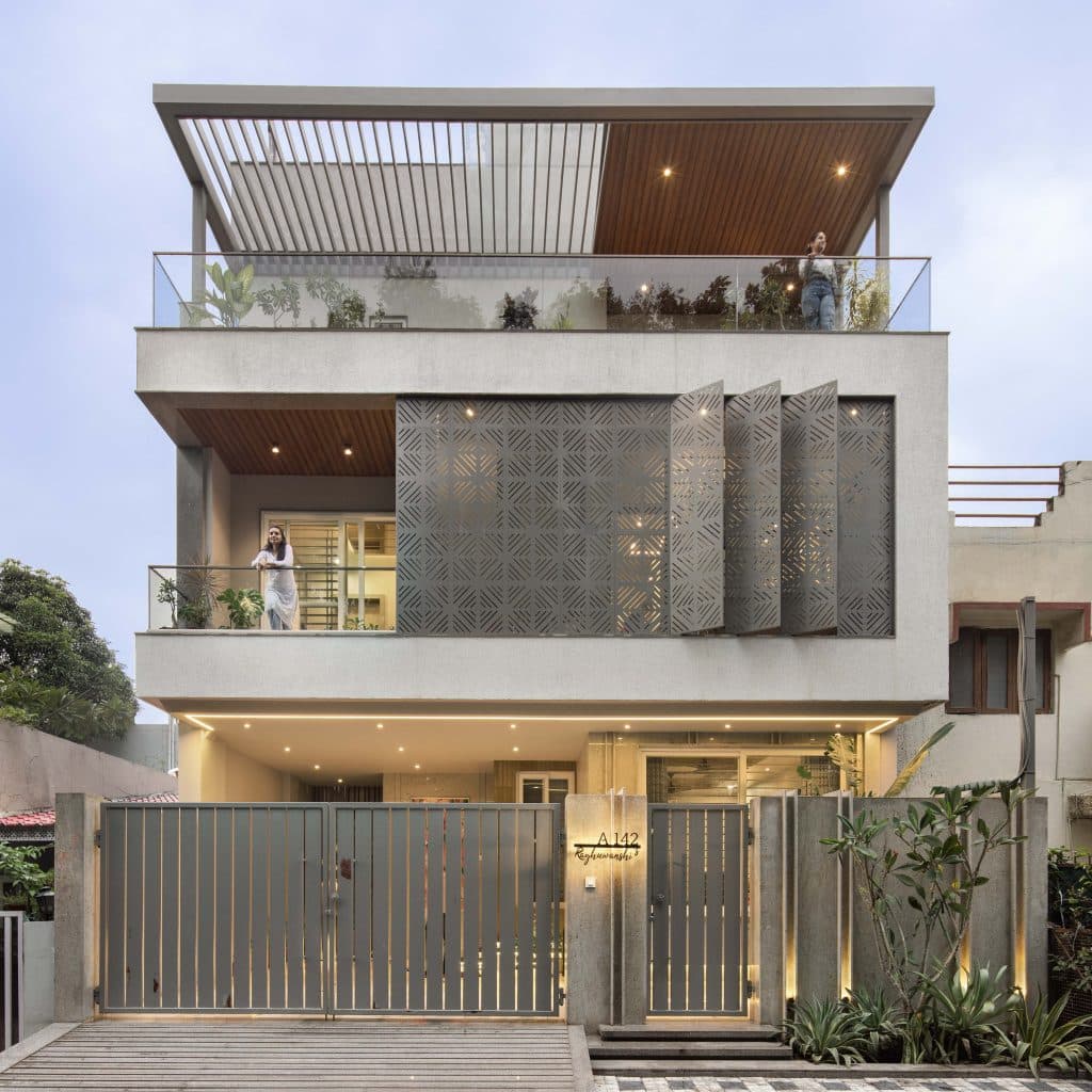 Walk through this Bhopal home where transitions and tradition are ...