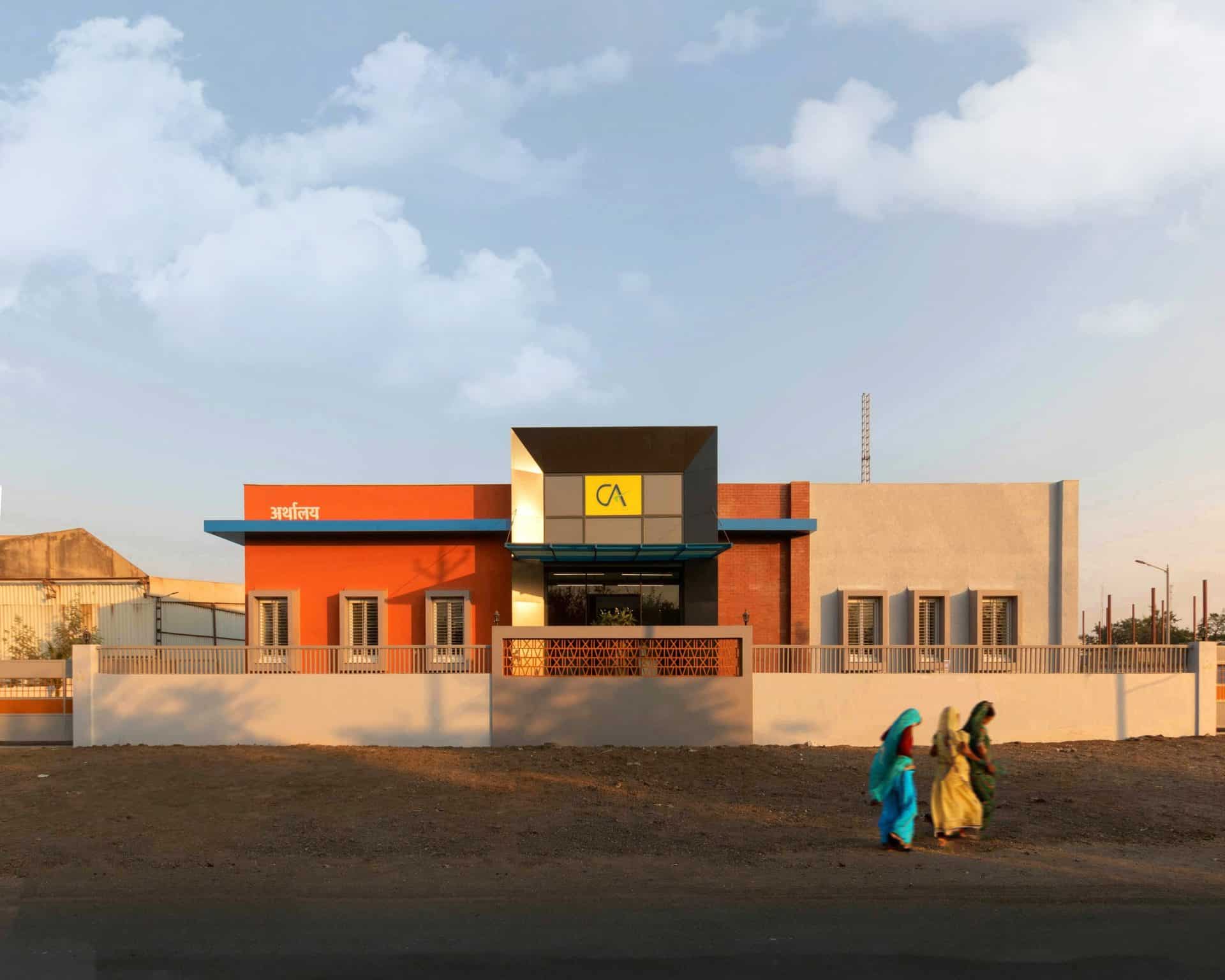 Decode the symbolic features of this 6,000 sq ft CA's office in Dhule ...