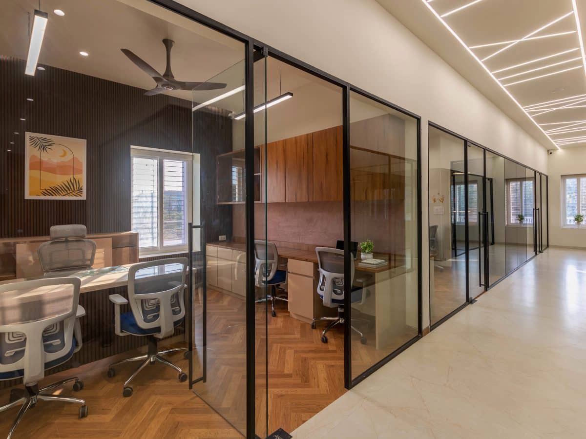 Decode the symbolic features of this 6,000 sq ft CA's office in Dhule ...