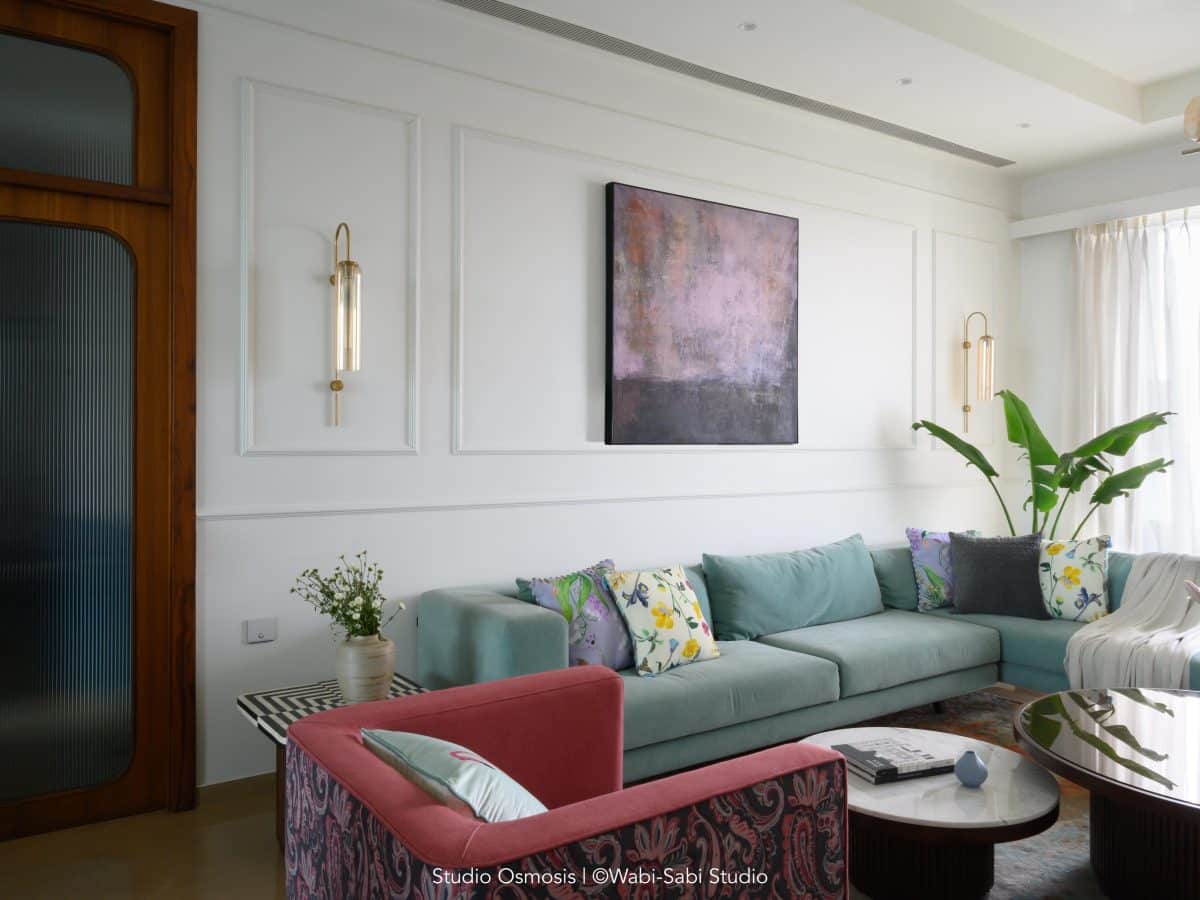 Hop between fun and functional at this lawyer's lively SoBo apartment ...