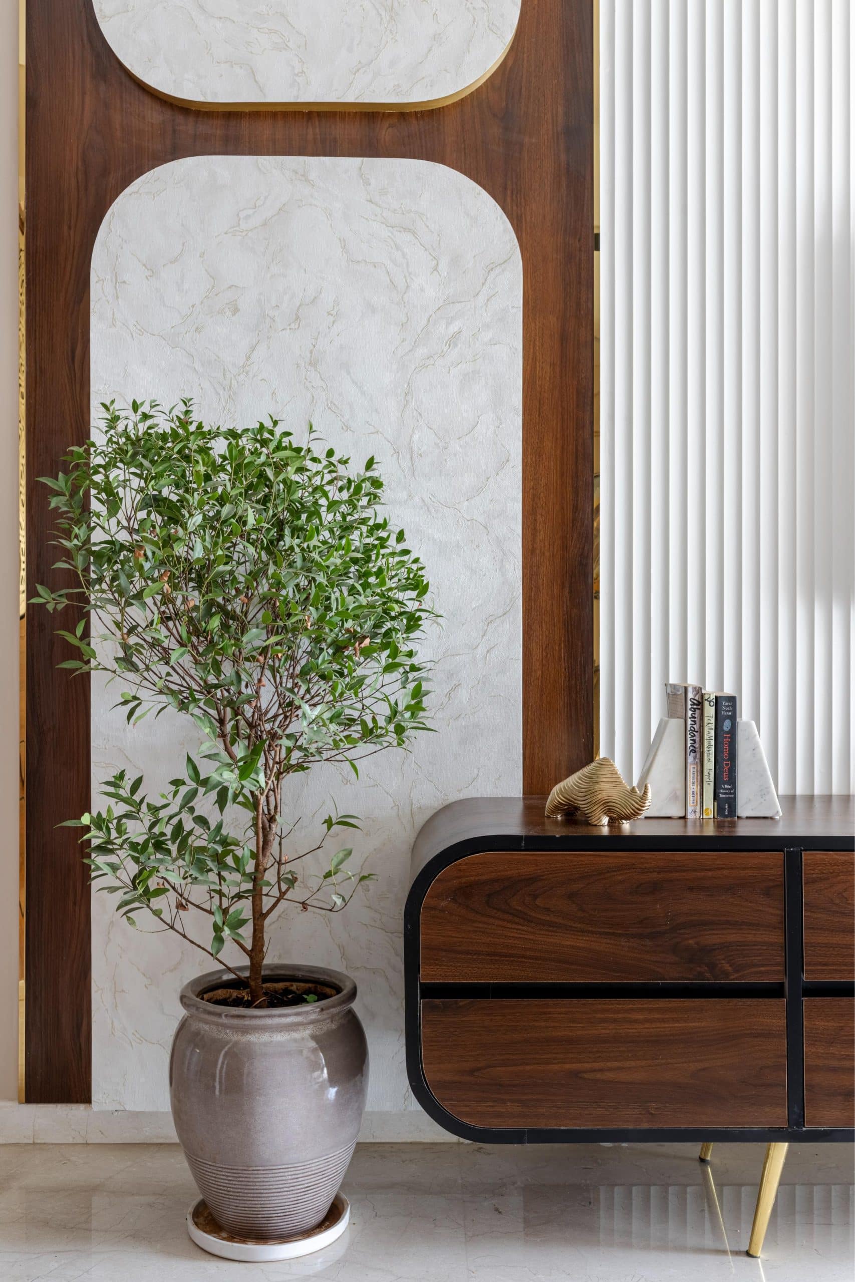 Take a personalized path to modernity at this opulent 3BHK in Mumbai ...