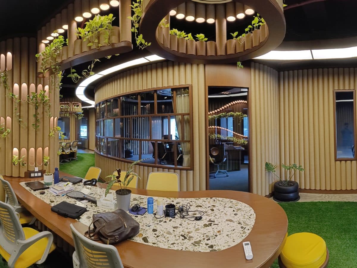 Surf the waves of unconventional ideas shaking up this eco-chic Surat ...