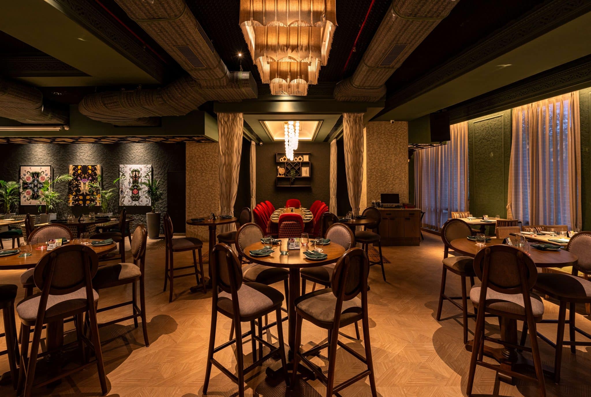 Catch an insider’s view of the entertaining luxuries at this sip-and-vault restaurant in Mumbai ...