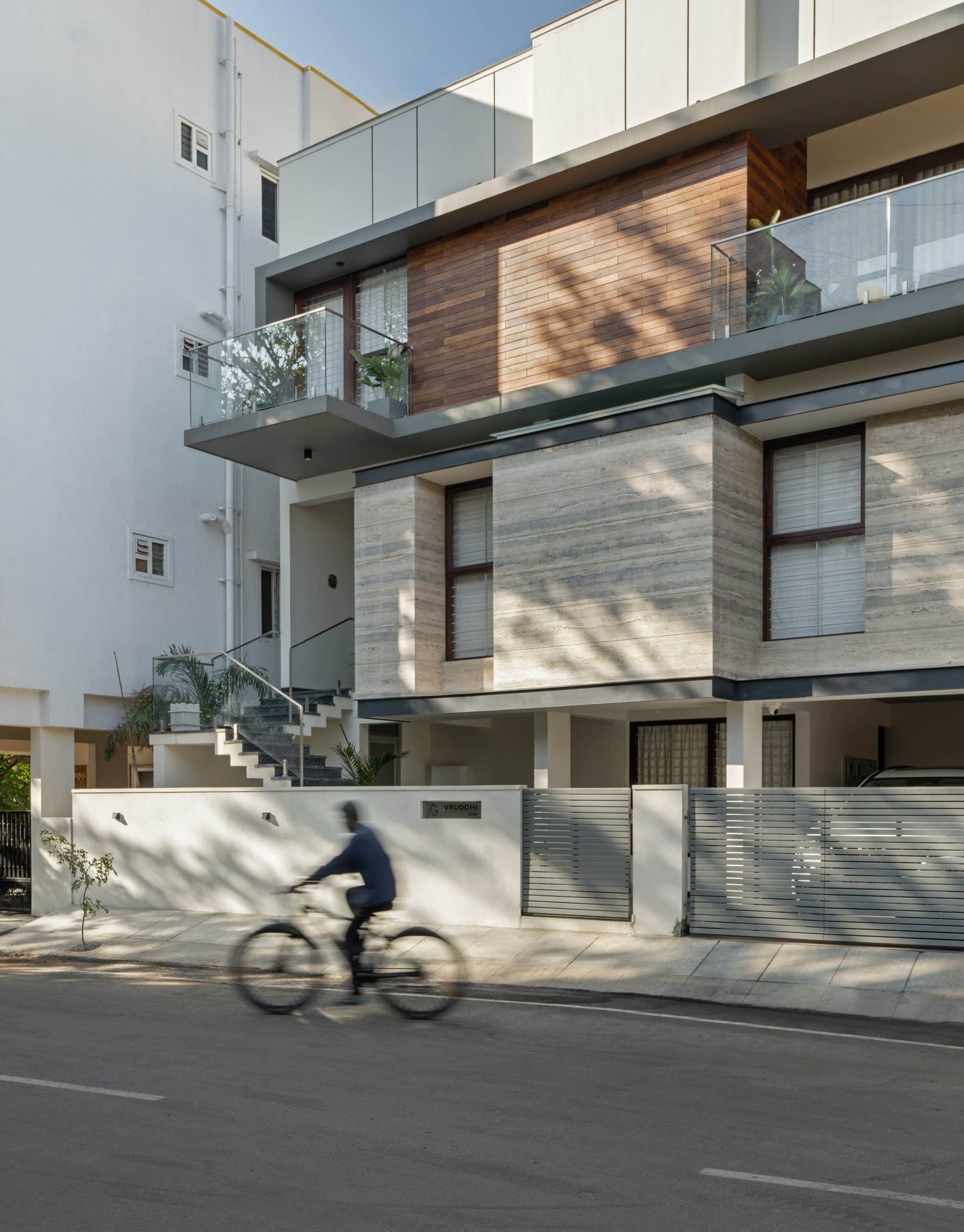 Peep inside this Vastu Shastra-enthusiast's well-balanced home in ...