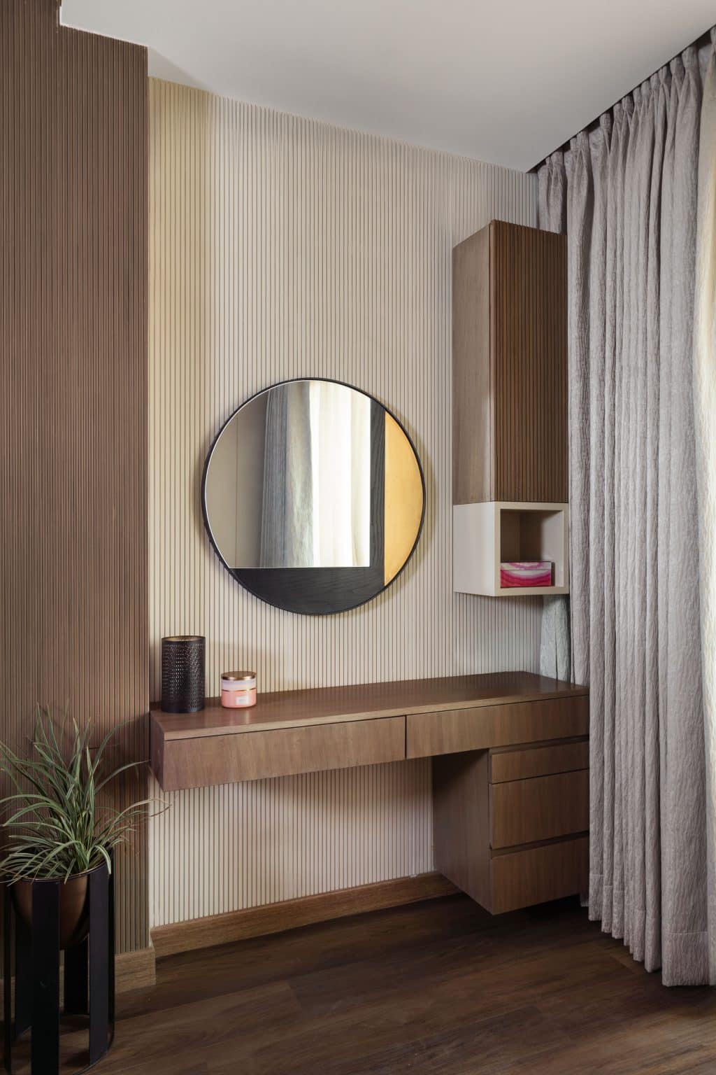 Discover warmth within the cool contemporary lines of this elegant New ...