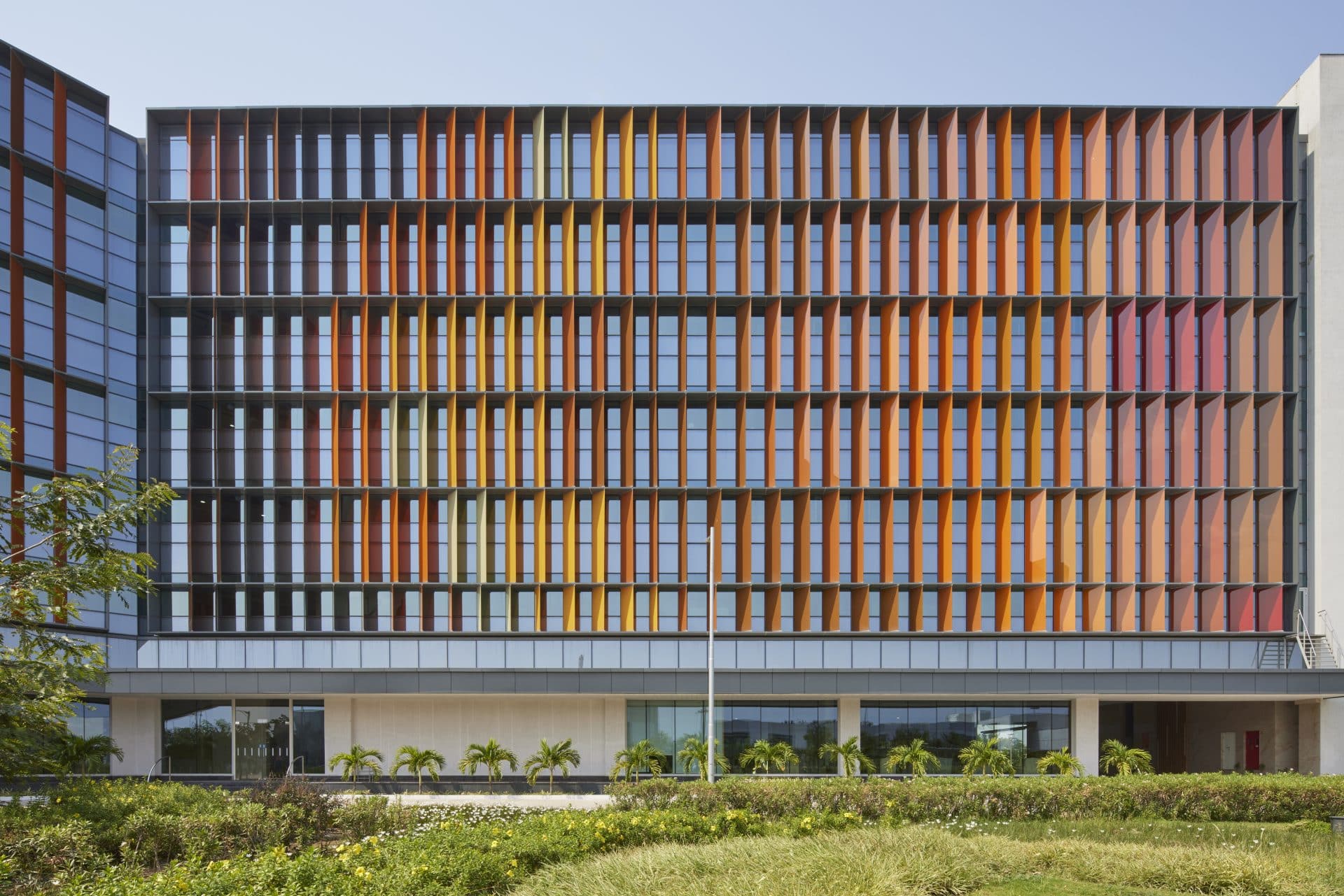 Explore the net-zero energy-enabled design of the Infosys campus in ...