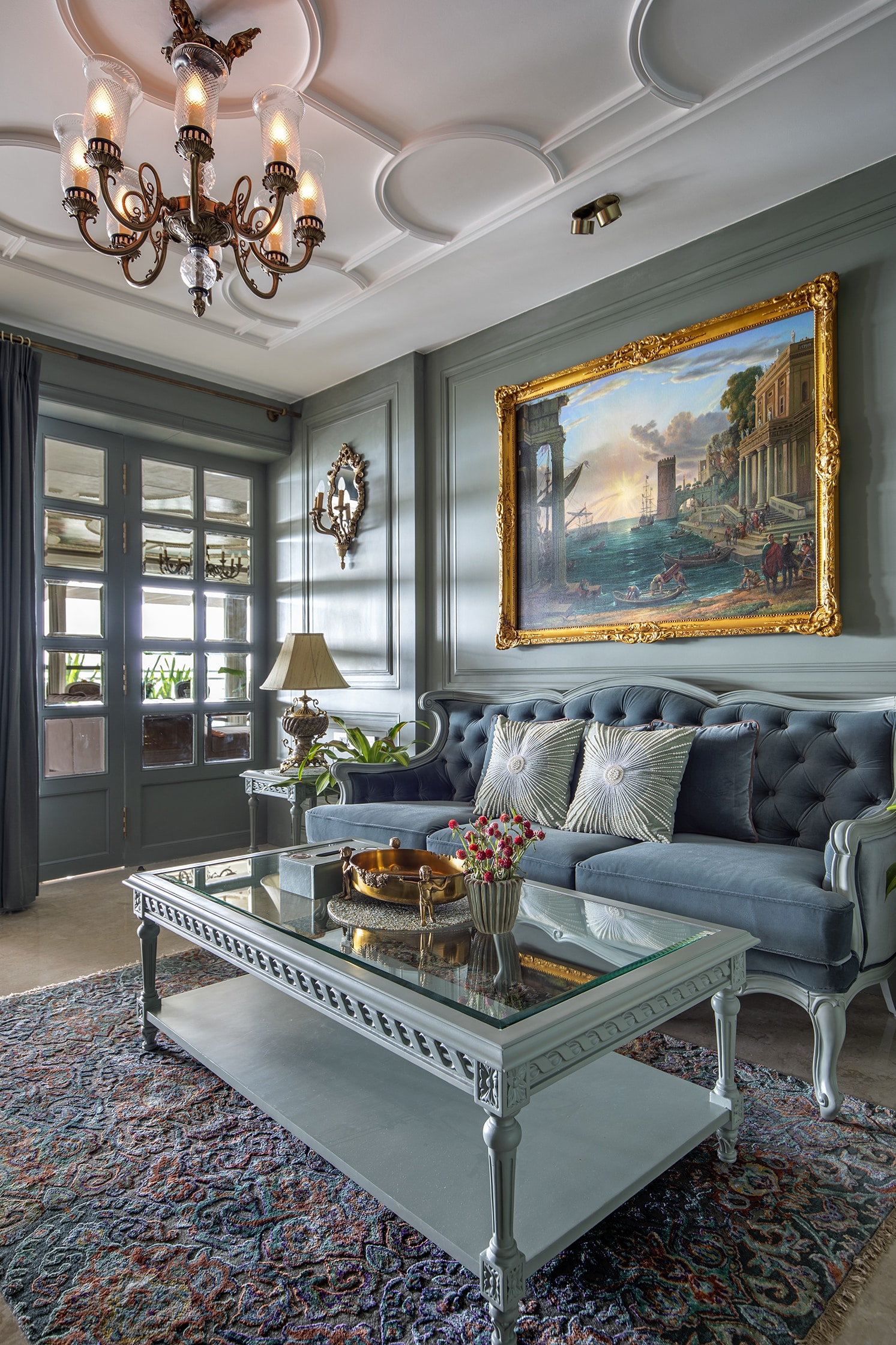 Relive the renaissance in this palatial home by Manish Kumat Design ...