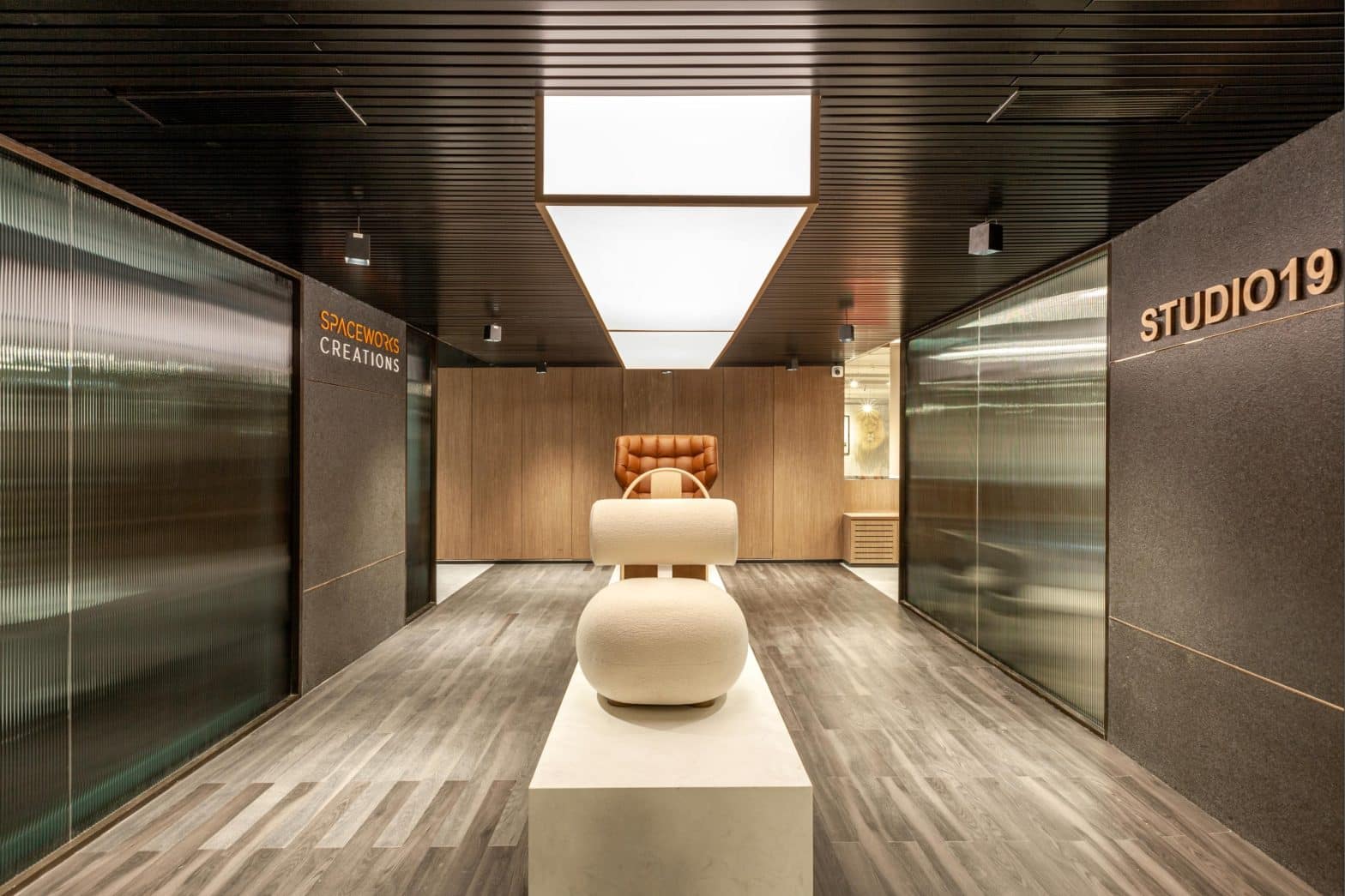 Explore 7,000 sq ft of transformative design genius at this experience centre by Gensler in ...
