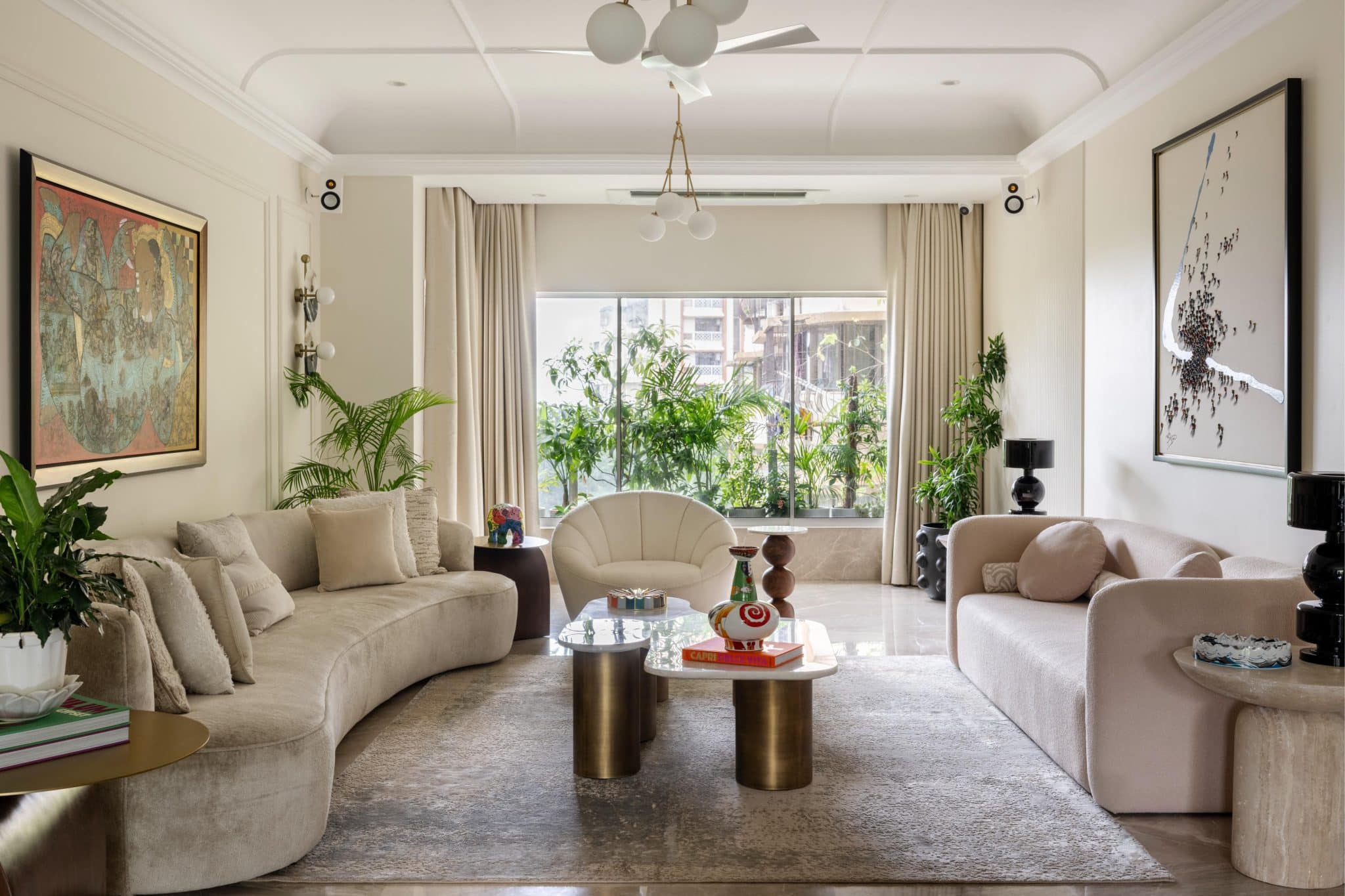 Live the luxe life in this neo-classical Mumbai home, adorned with ...