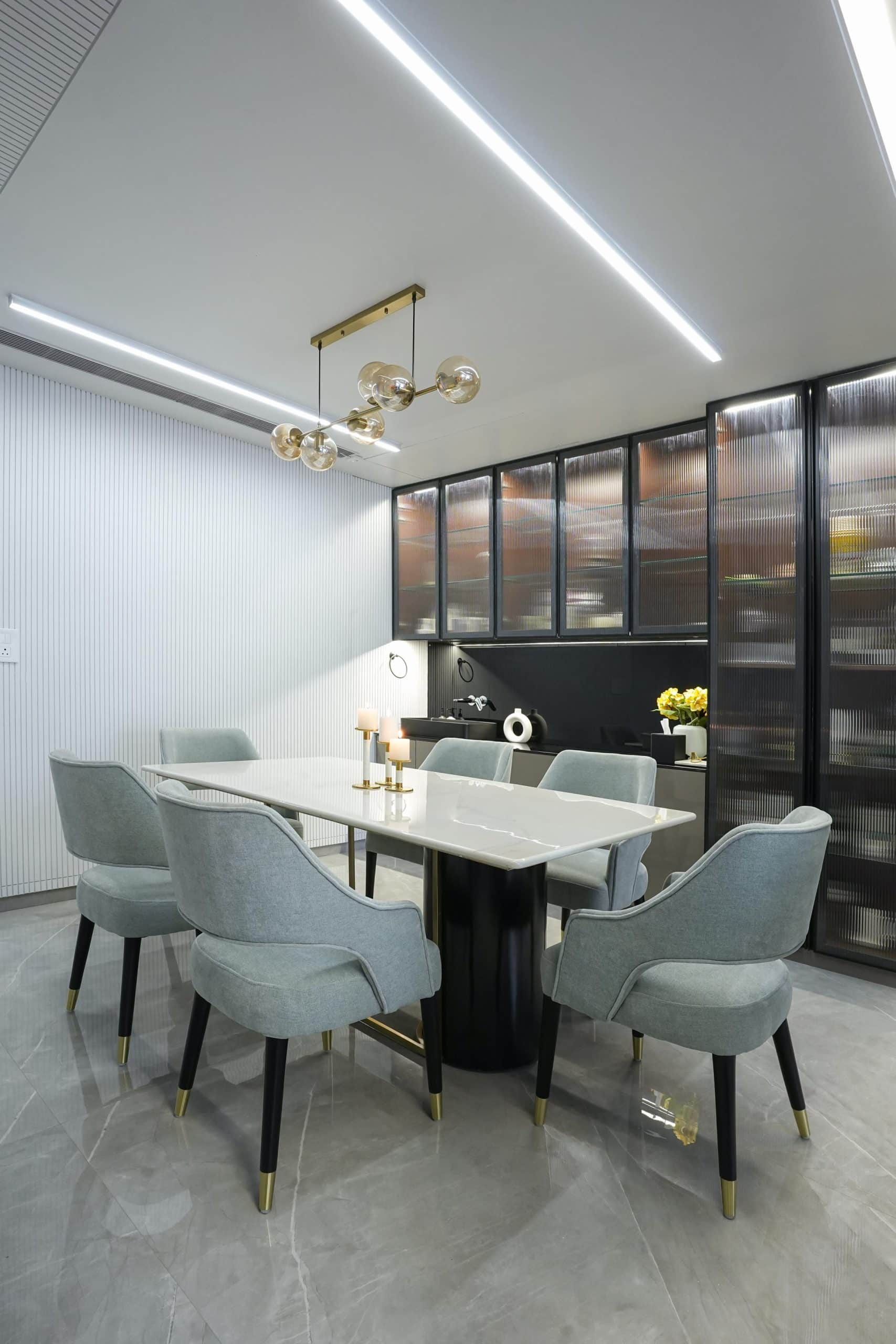 Live tradition, love modernity in this cool and contemporary 6,500 sq ...