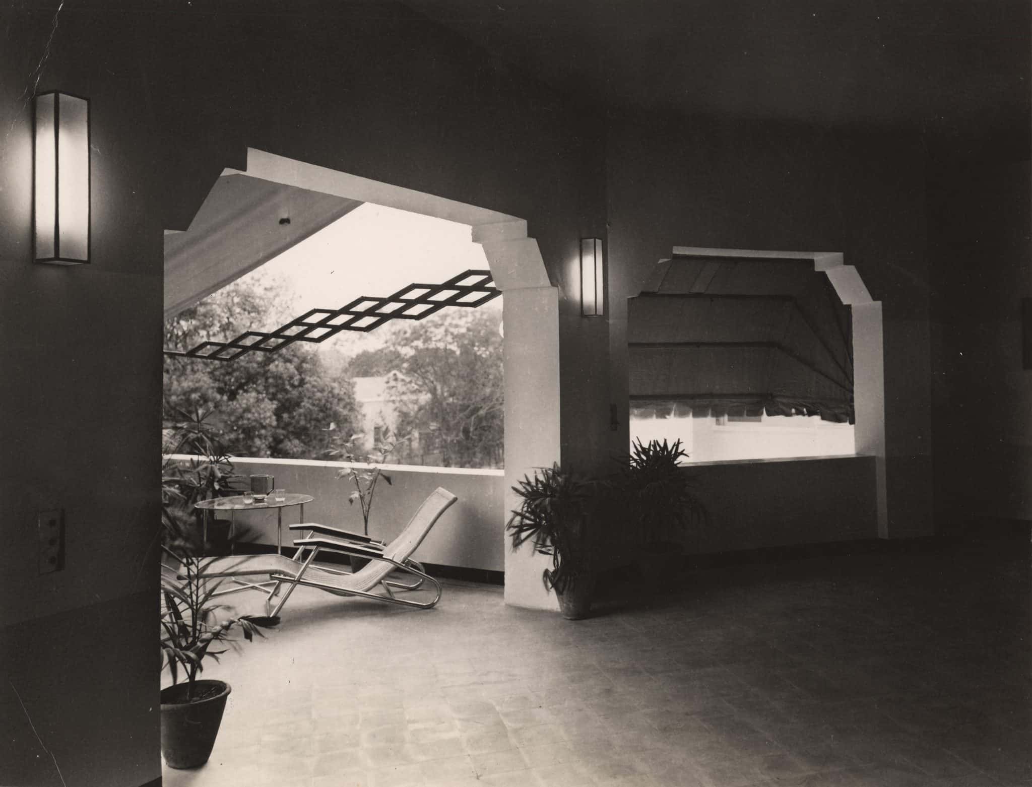 Dive into the crossroads of Indian modernism at this exhibition ...