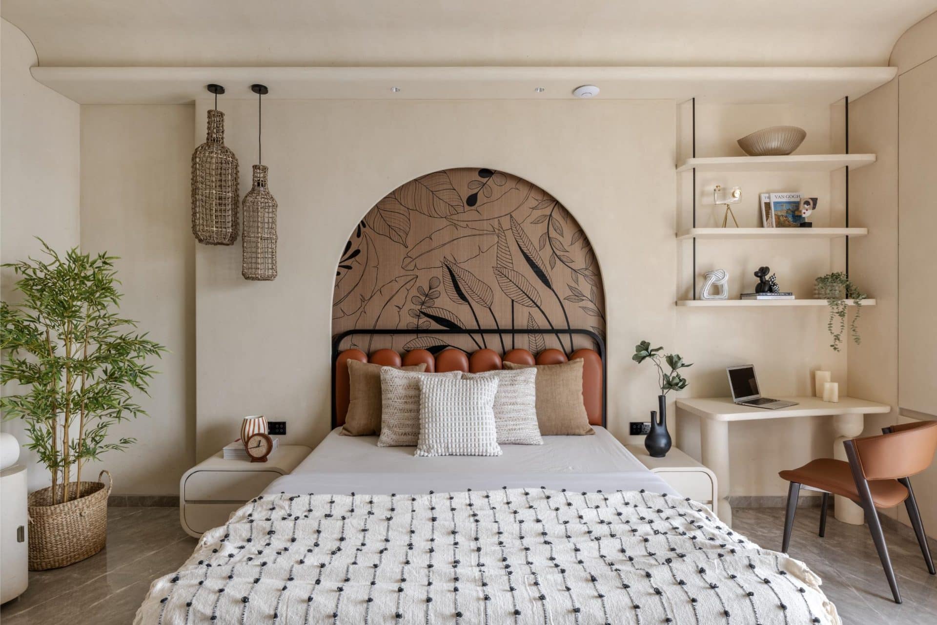 Devour the soulful details of this vastu compliant home in Matunga, Mumbai