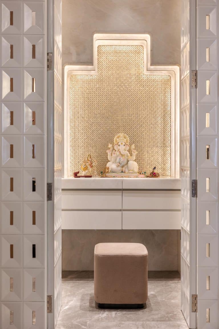 Devour the soulful details of this vastu compliant home in Matunga, Mumbai