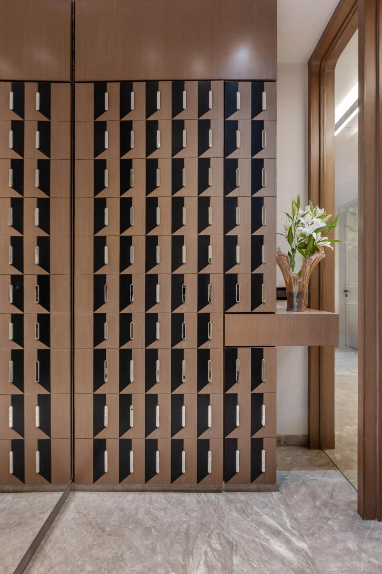 Devour the soulful details of this vastu compliant home in Matunga, Mumbai