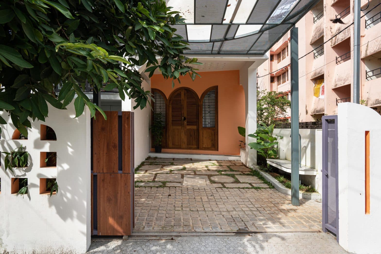 Wander through time, then lounge in luxury at this home in Fort Kochi ...