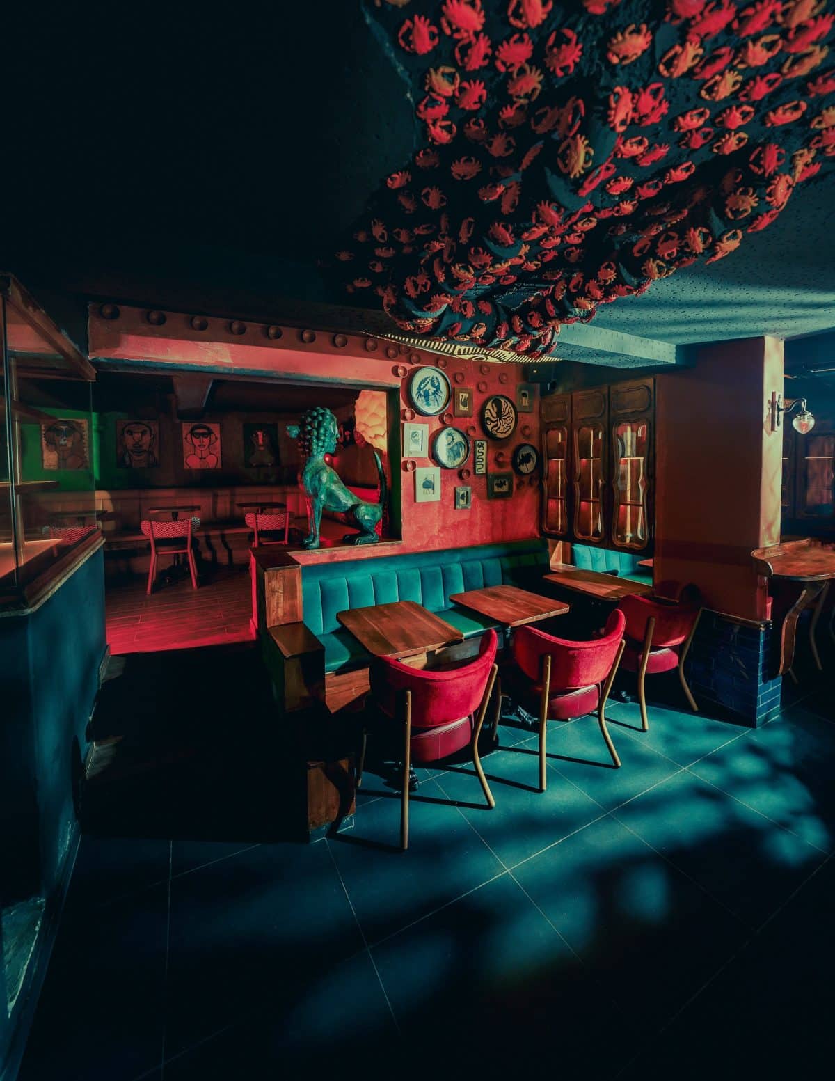 Dive into Dali's surrealism at this brilliantly bizarre cocktail bar in Bengaluru - Architect ...