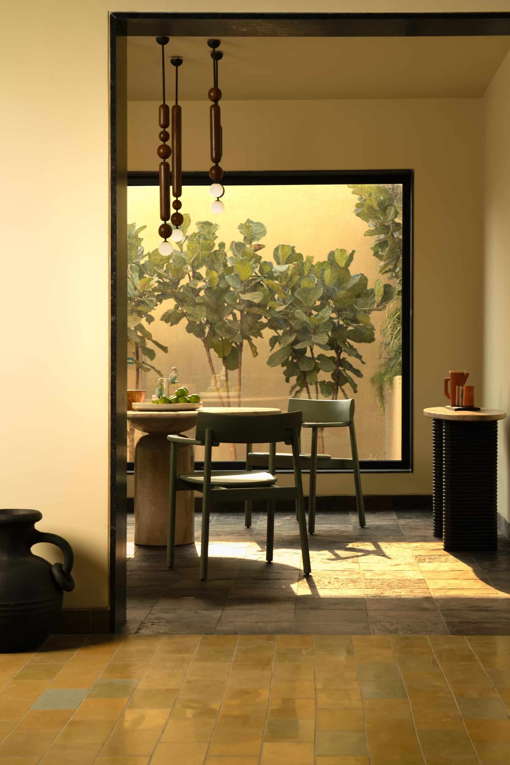 Live the Eden dream in this sculptural, MuseLAB-coded home in Raipur ...