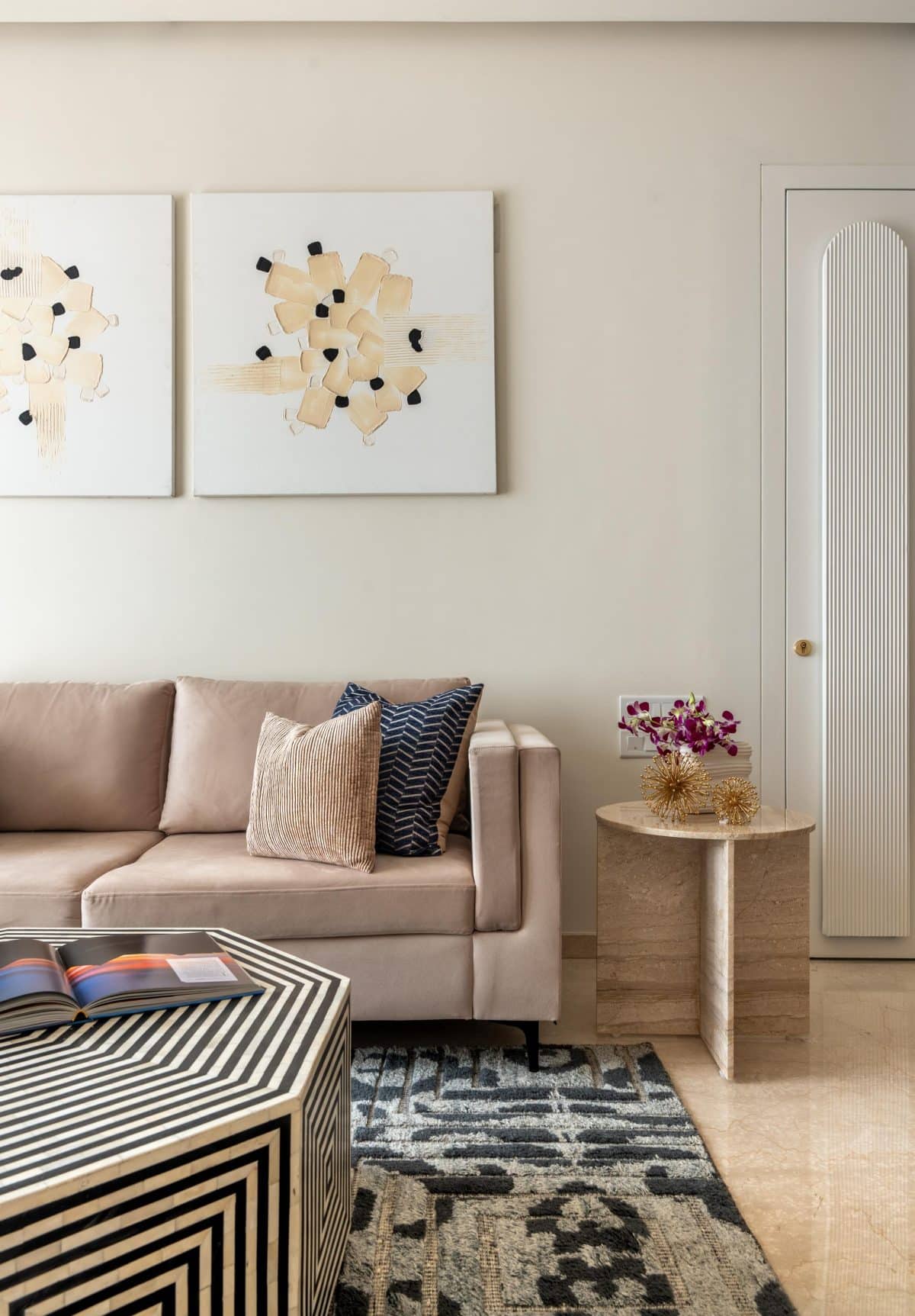 Find a home away from home at this bibliophile's minimalist bachelor ...