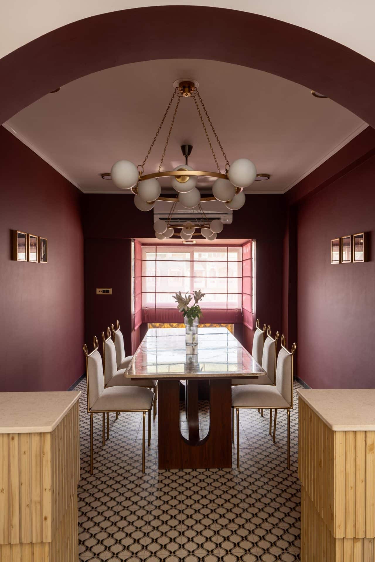 Palatial foyer areas welcoming you into a world of luxury. - Architect ...