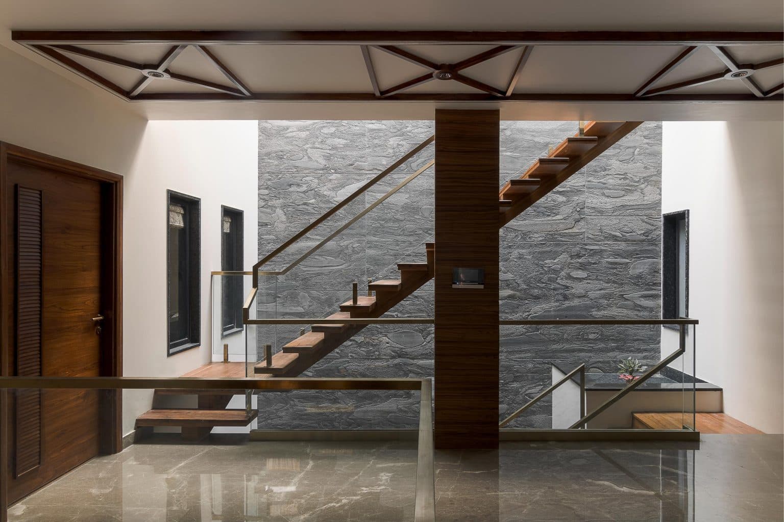 Walk through 7,000 sq ft of spatial drama in this layered Delhi ...