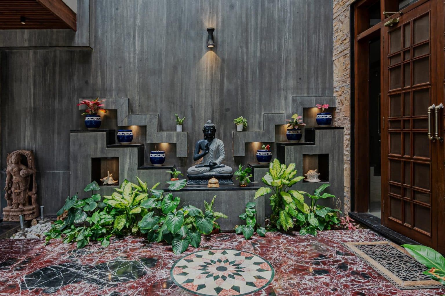 Enter this 18,000 sq ft landmark residence in Bhopal, where lifestyle ...