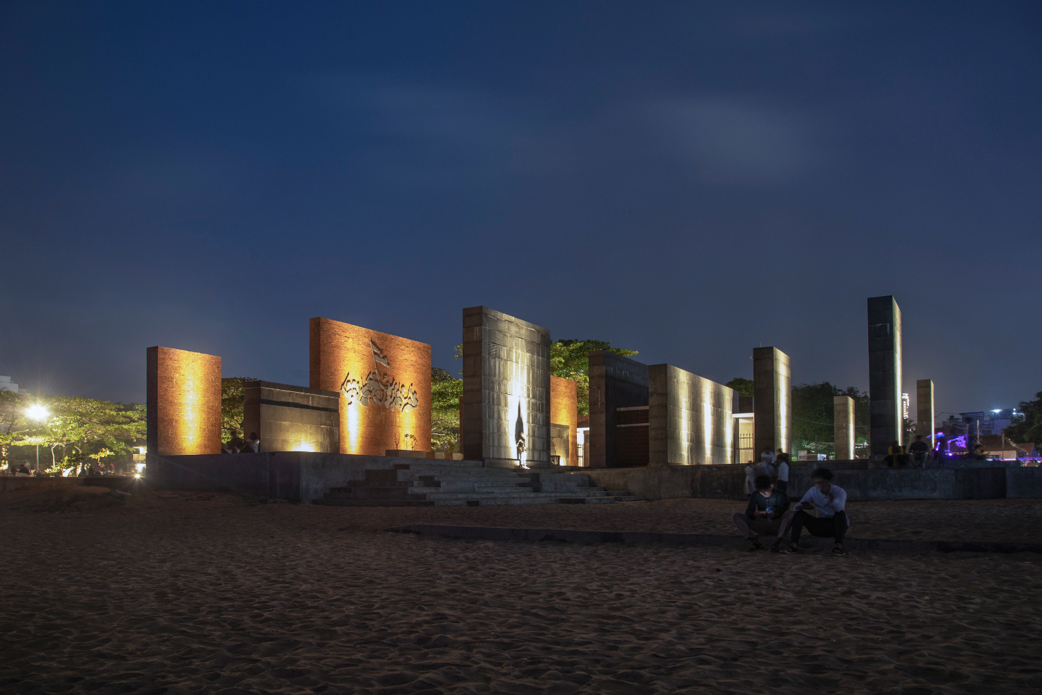 “Freedom Square: unbridled expression of the values of a city ...