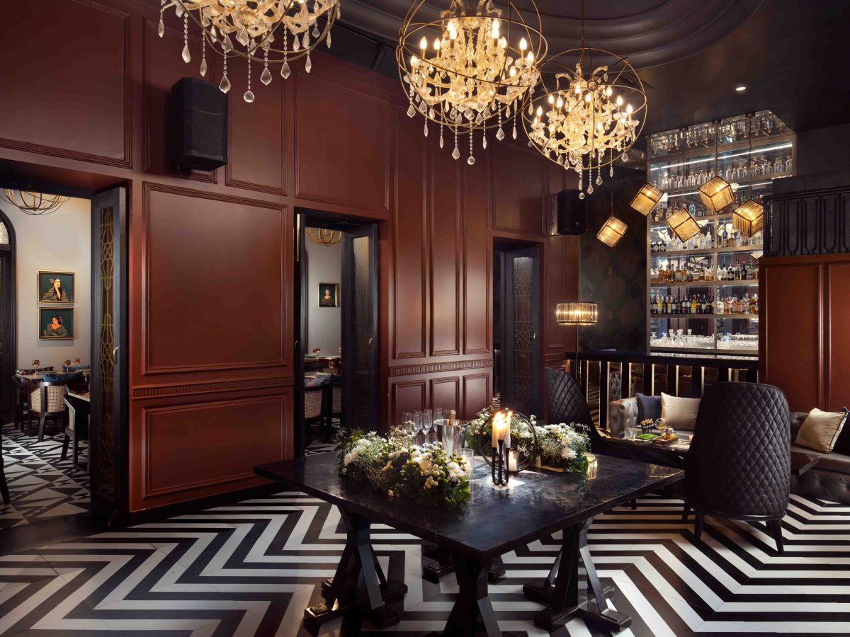 Jalsa - A Kolkata restaurant that stuns with old-world glamour ...