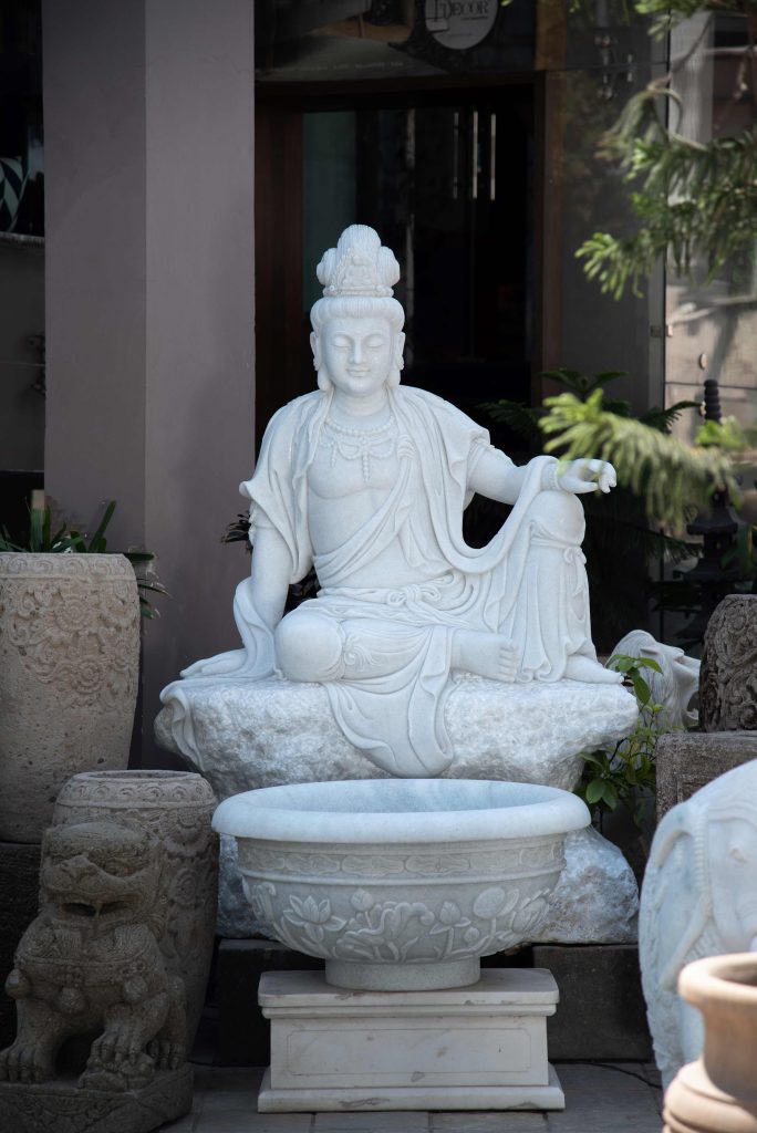 Attract spiritual aura into your landscape with these marble sculptures ...